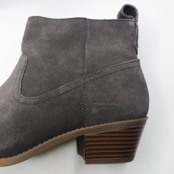 Vionic | Shoes | Vionic Vera Suede Ankle Boots | Poshmark